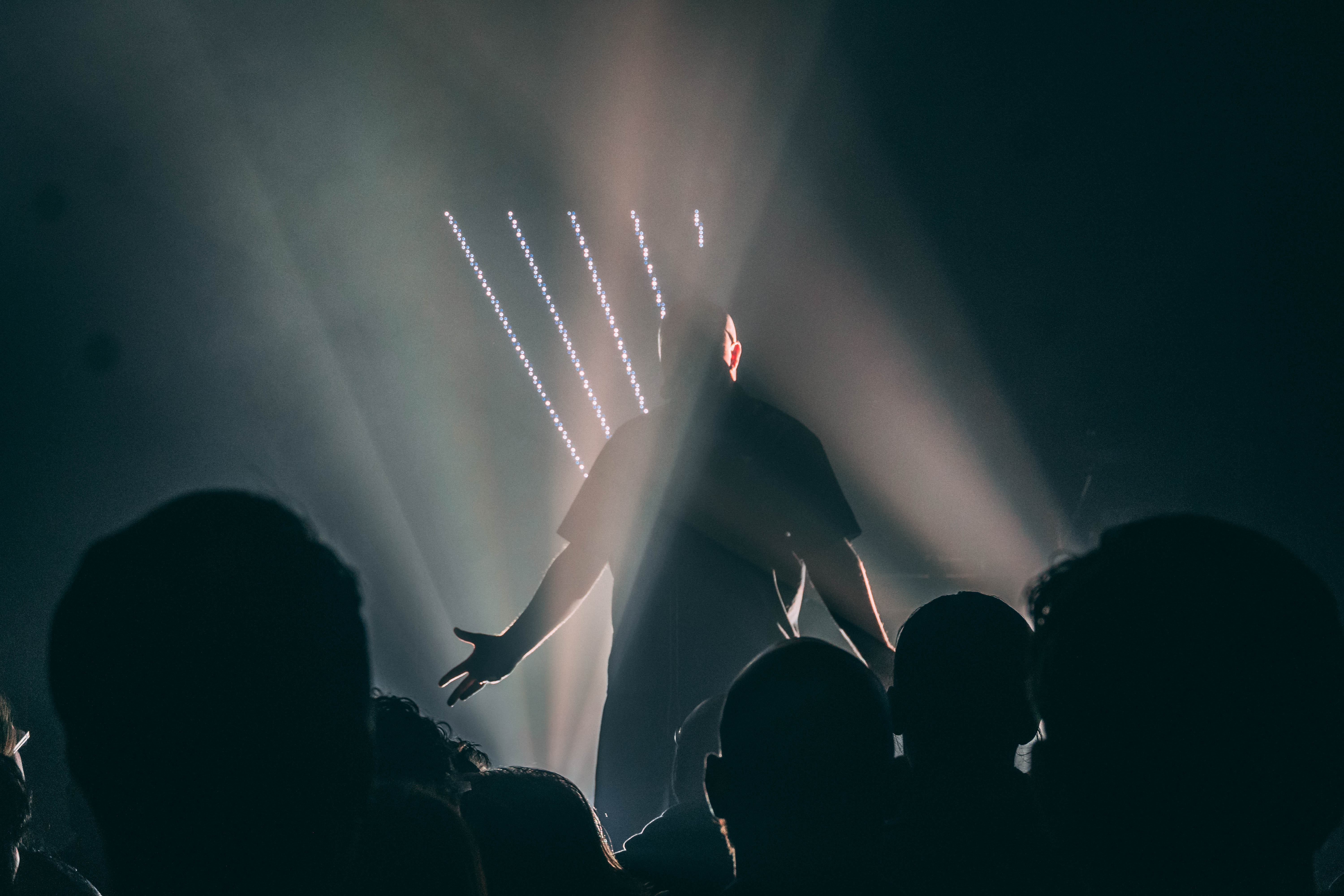 Examining NOIRE: An Excellent Conversation with Ronan Harris of VNV Nation