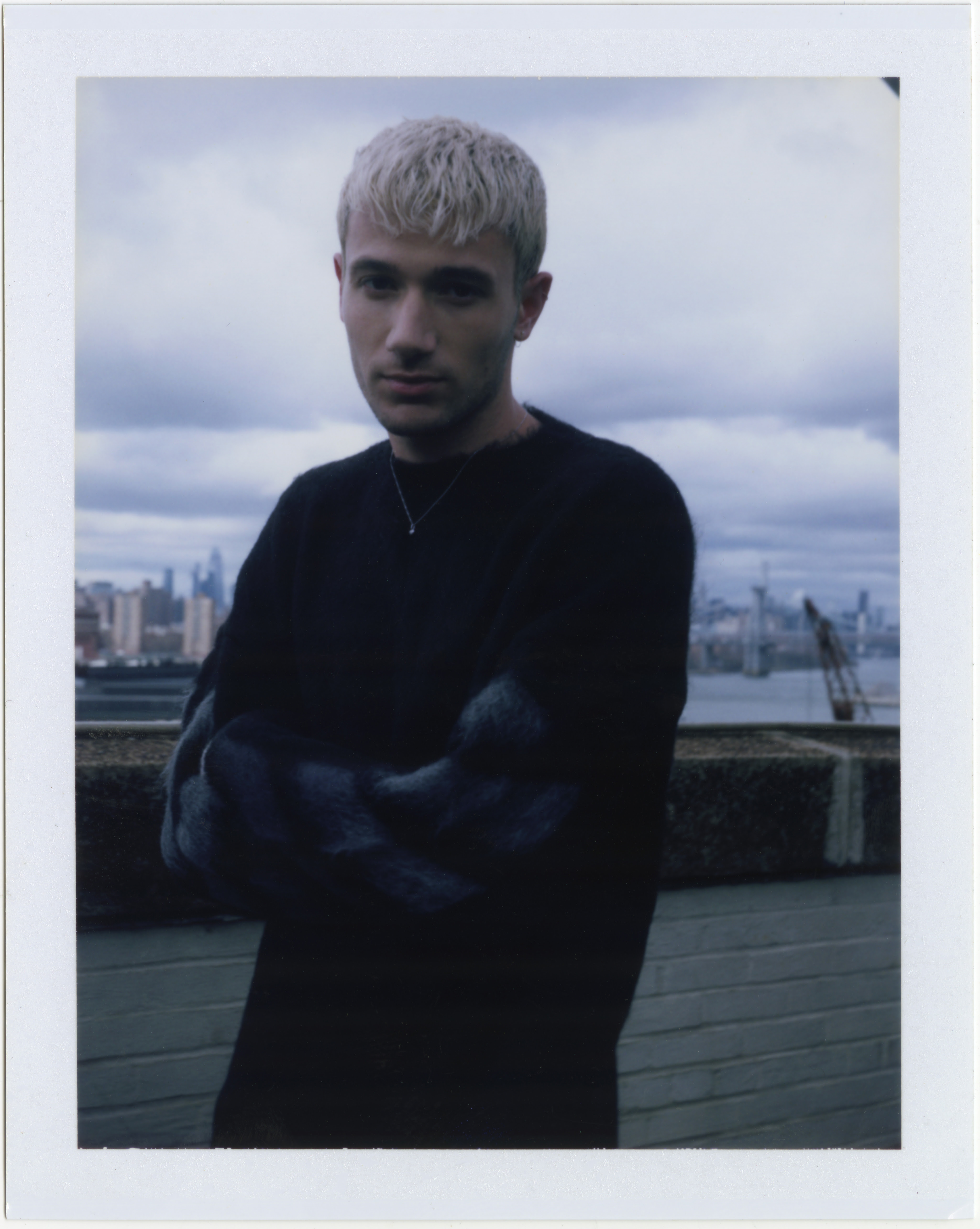 JEREMY ZUCKER UNVEILS NEW TRACK “julia”