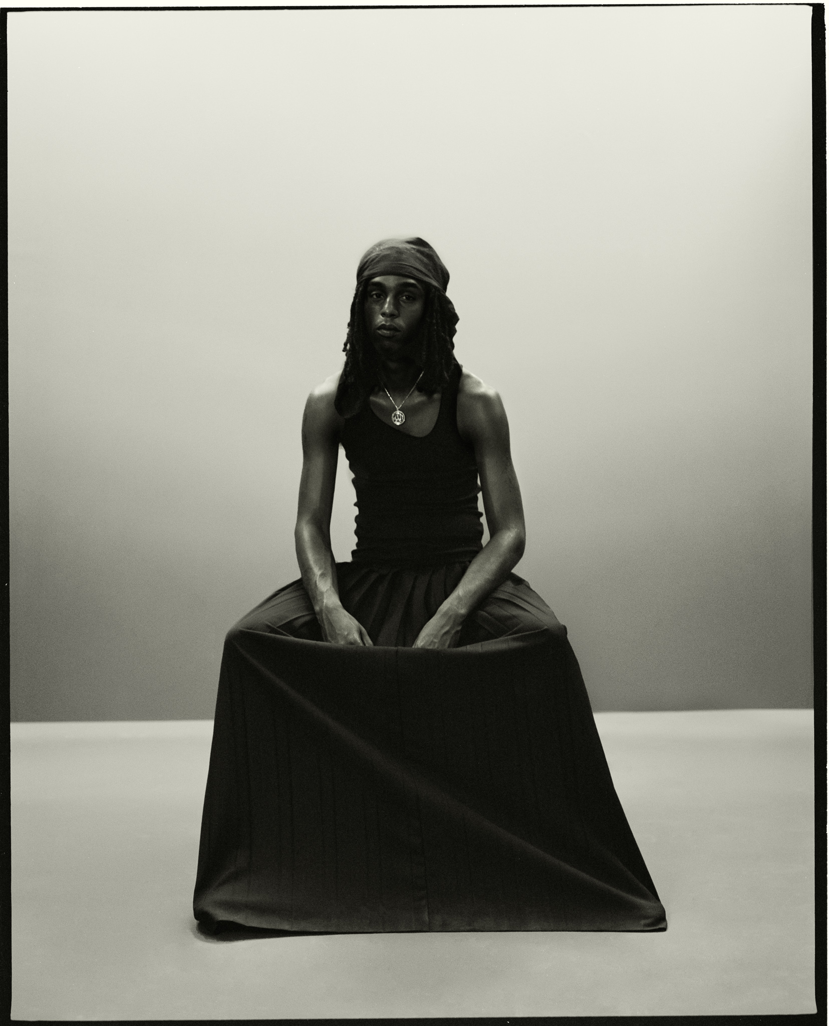 BAKAR ANNOUNCES DEBUT ALBUM & SHARES NEW SINGLE "NW3"