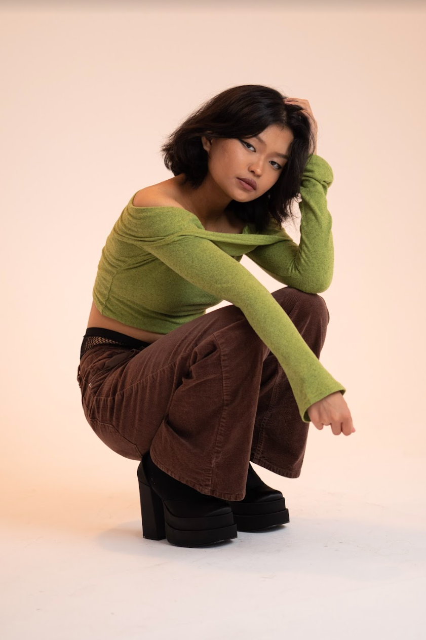 LYN LAPID RETURNS WITH NEW SINGLE “DETACHED”