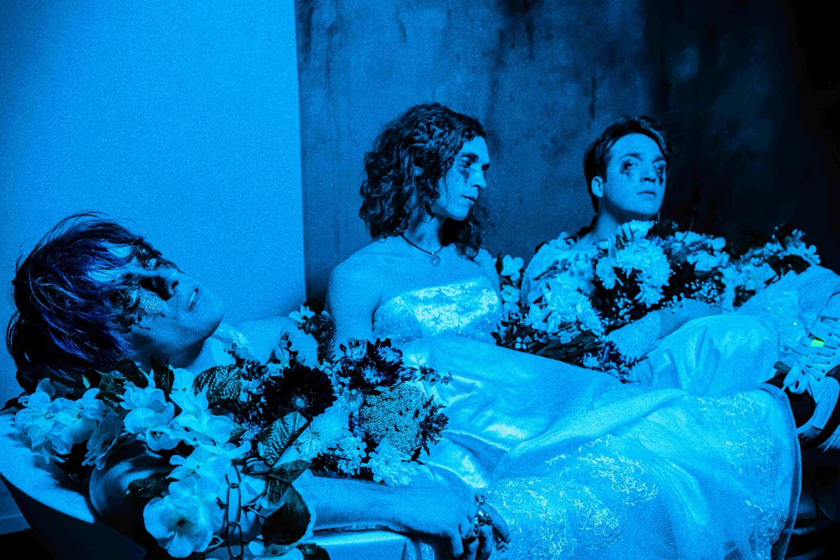 WATERPARKS SHARE “REAL SUPER DARK” AND ANNOUNCE FIFTH ALBUM ...