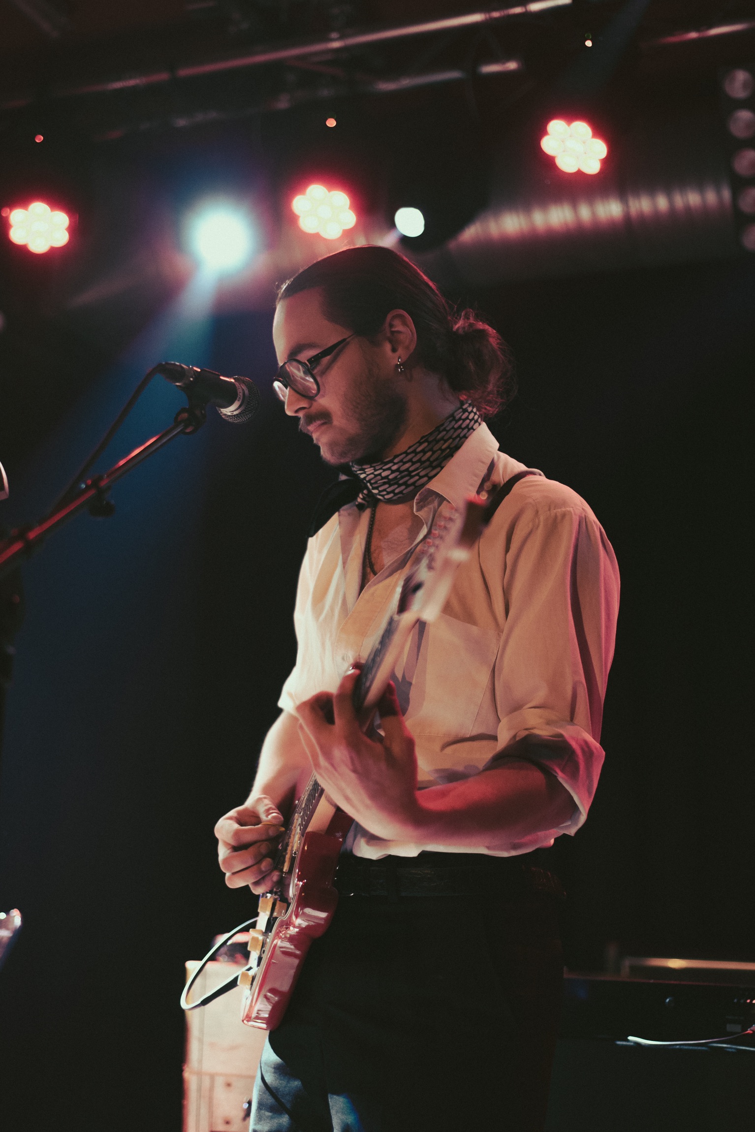 RHONDA AND SUPPORT AMBER & THE MOON STOP FOR AN AMBIENT EVENING AT THE ...