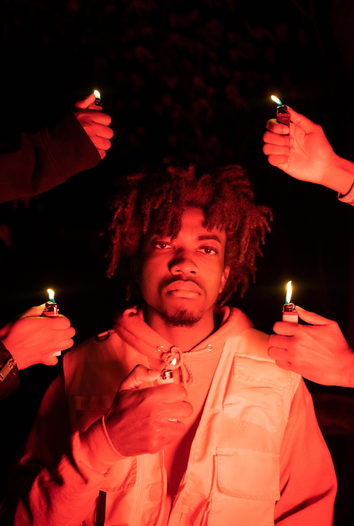 redveil SHARES NEW SINGLE "giftbag"