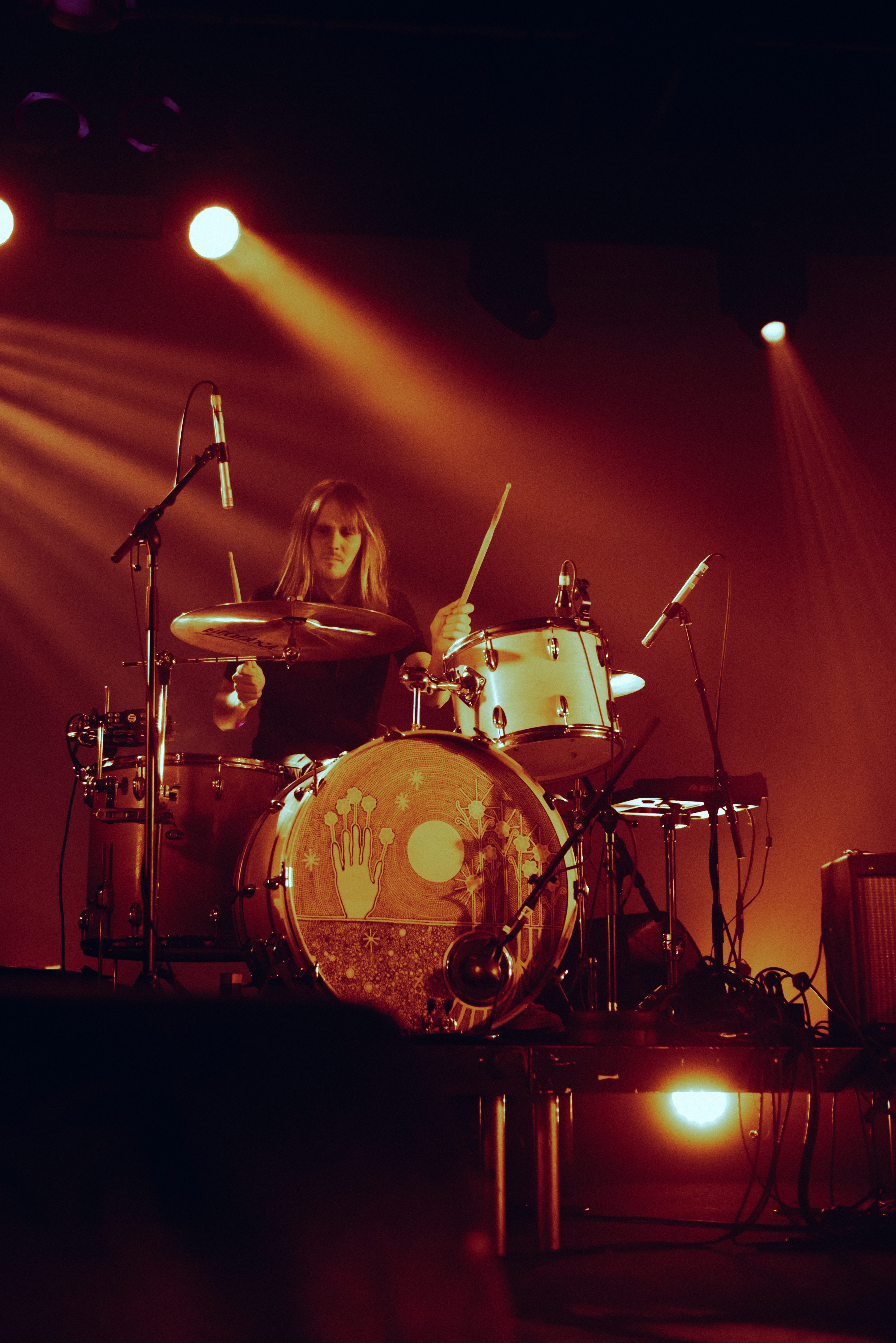TESS PARKS BRINGS HER LO-FI AND TUNEFUL SOUNDS TO ASTRA IN BERLIN