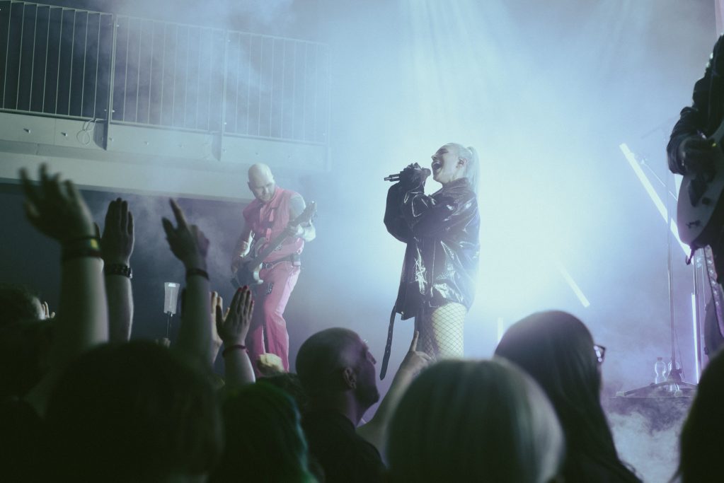 CYAN KICKS BRING THEIR I NEVER SAID 4EVER-TOUR TO HOLE 44 IN BERLIN