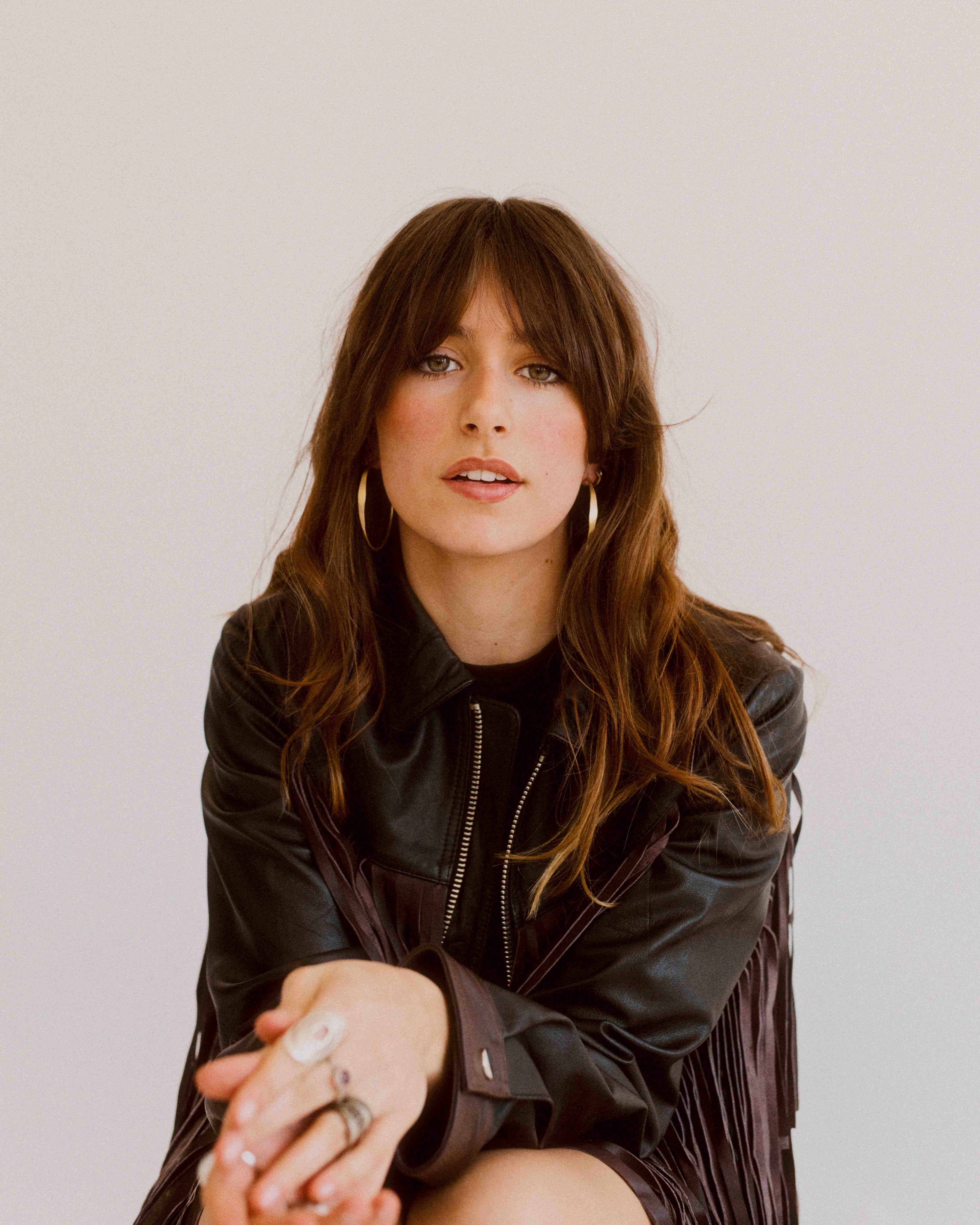 Elle Coves releases debut single ‘Before I Fall Apart’