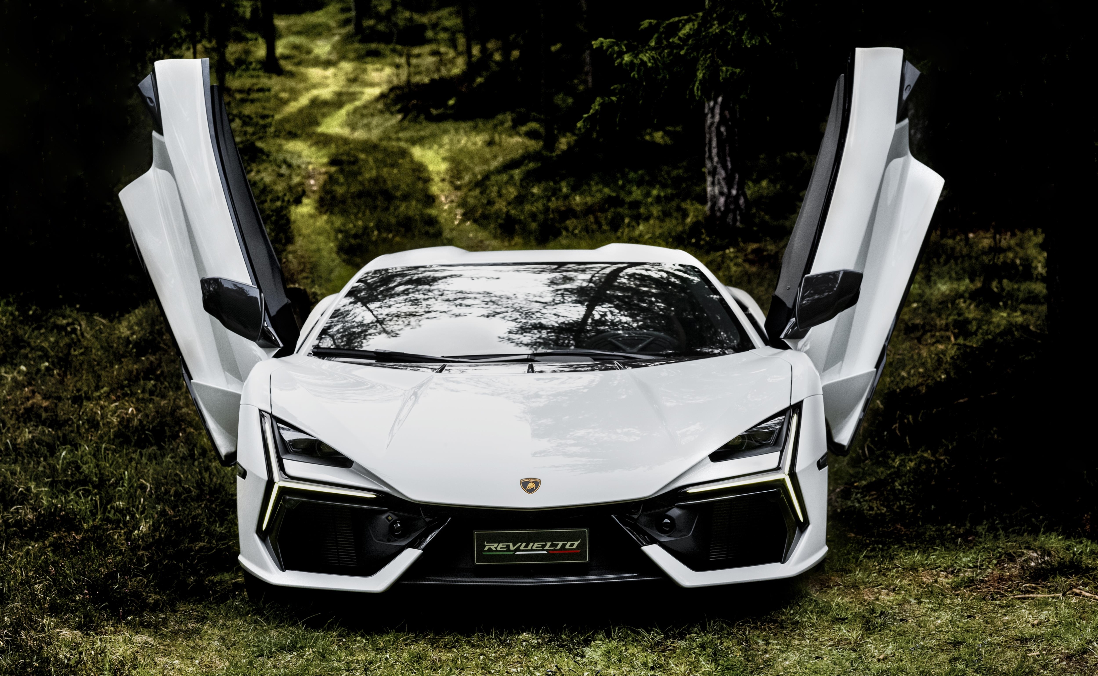 Automobili Lamborghini collaborates with legendary photographer Anton ...