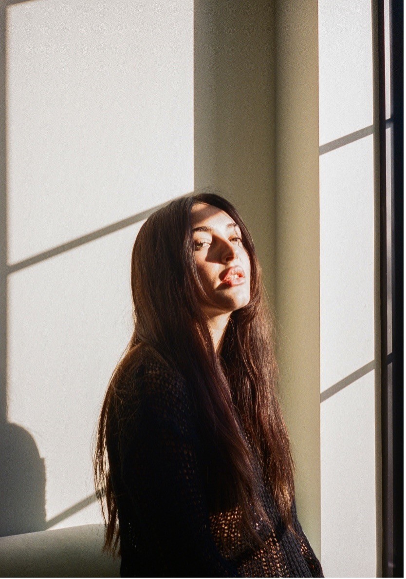 Newcomer CIL Confronts a “Bloodsucker” on Her New Single!