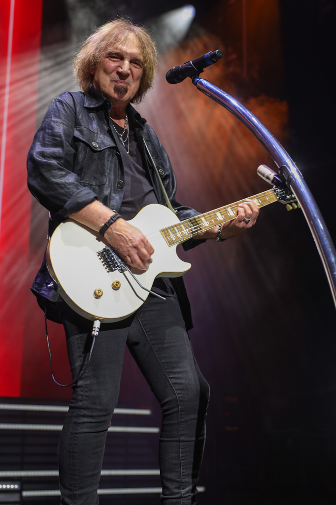 Summer Road Trip Tour: REO Speedwagon and Train Rock the Xfinity Center ...