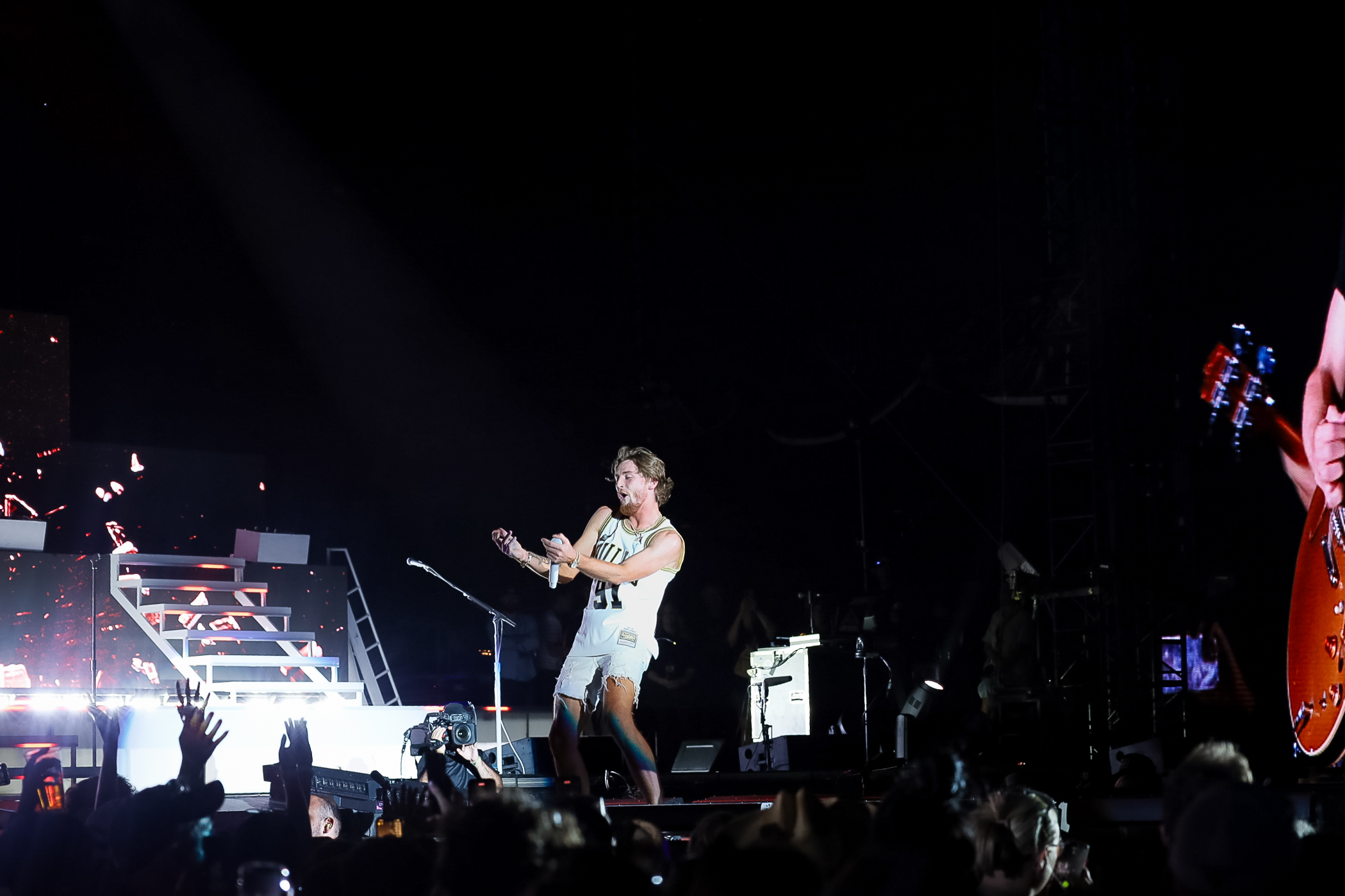 Luke Bryan’s “Mind of a Country Boy” Tour Rocks Wrigley Field with ...