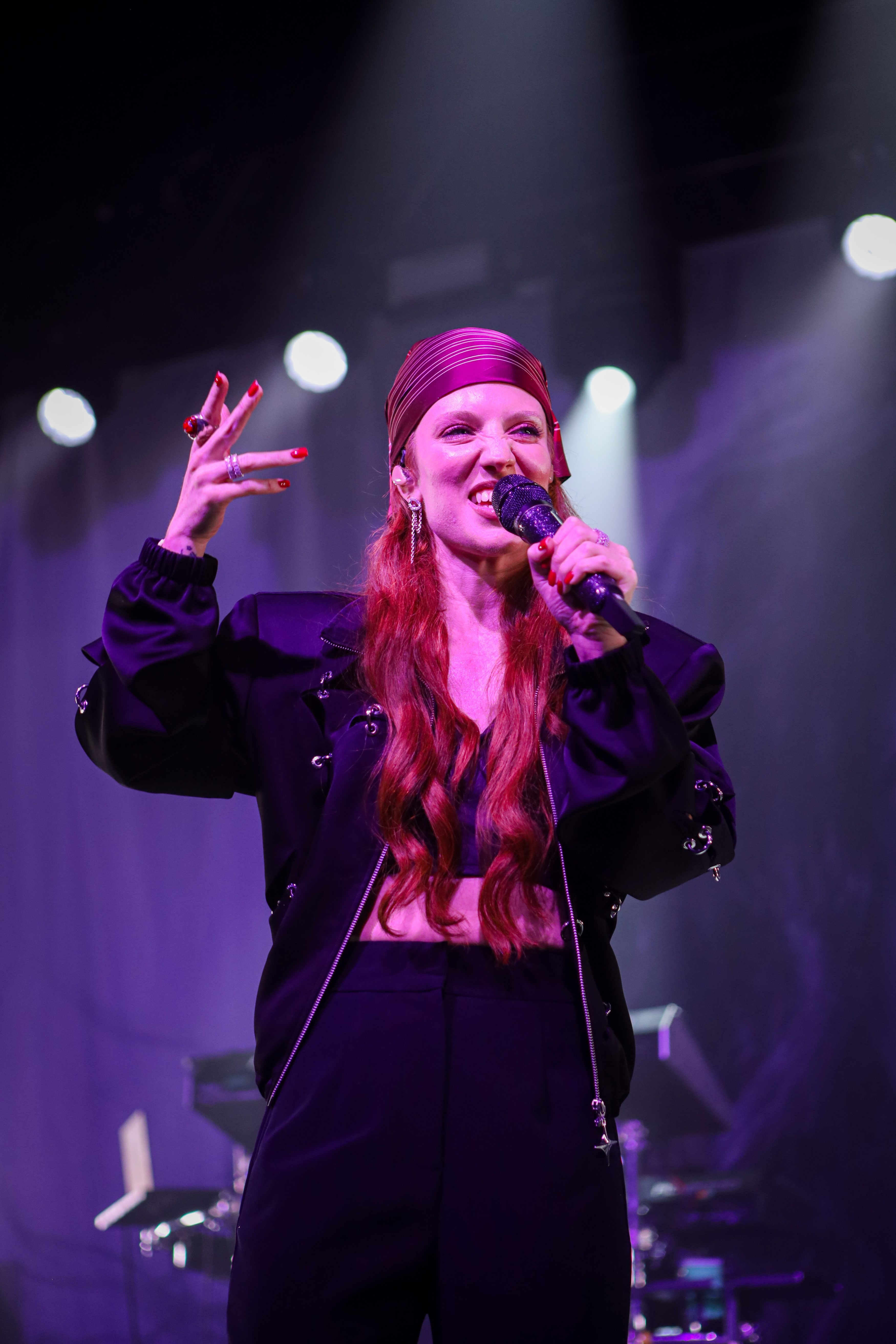 An Unforgettable Night: Jess Glynne's Electrifying Performance at ...
